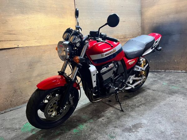 Yahoo!オークション - カワサキ ZRX1100 車検あり ZRT10 1スタ (検 ZRX...