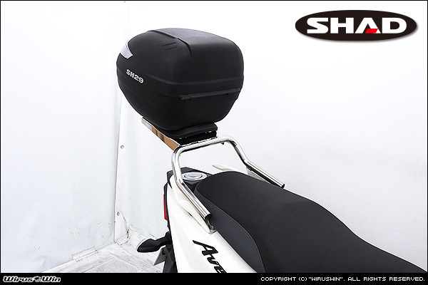 Yahoo!オークション - アヴェニス125用リアボックス（SHAD）付きタンデ...