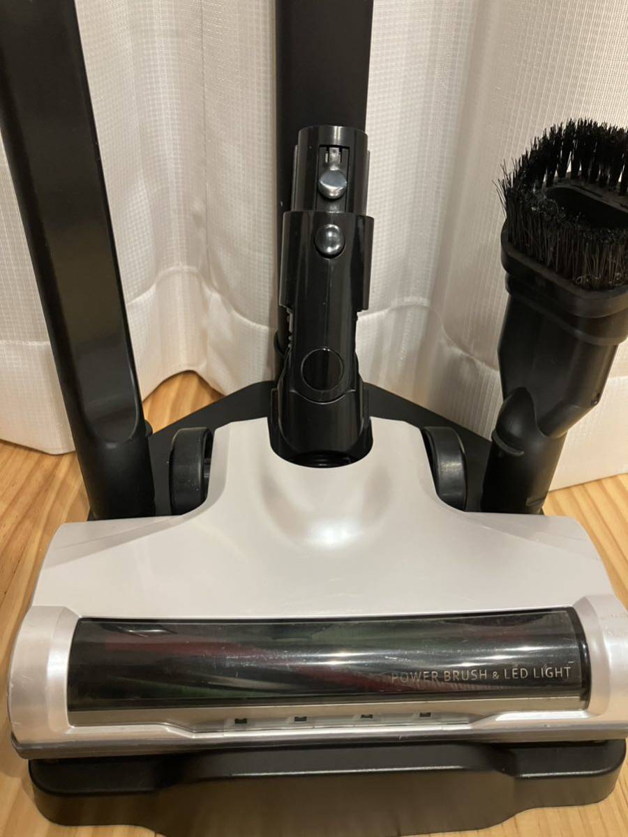 Yahoo!オークション - ヤマダ電機 コードレススティッククリーナー YC-...