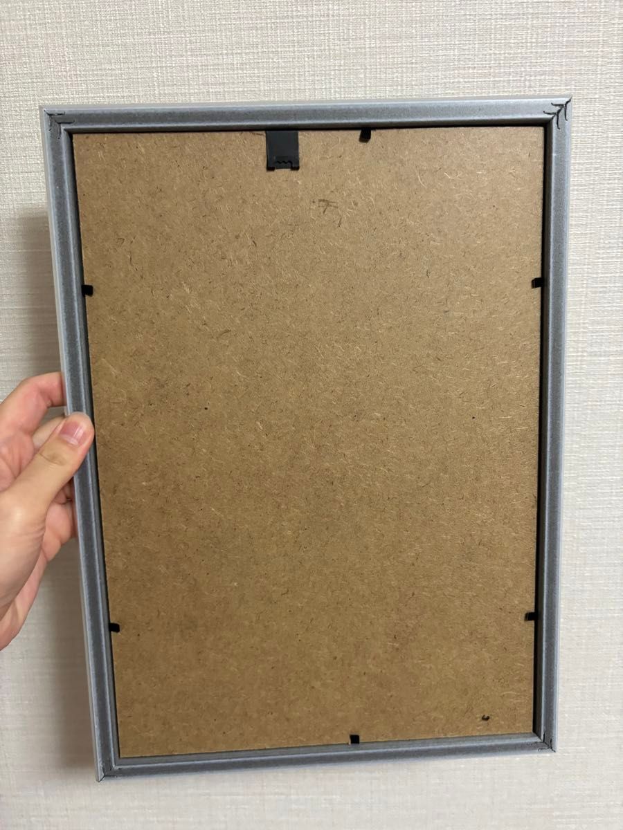 新品 A4サイズ フォトフレーム メタリック 額縁 シルバー 写真 新品 A4サイズ フォトフレーム メタリック 額縁 シルバー 写真