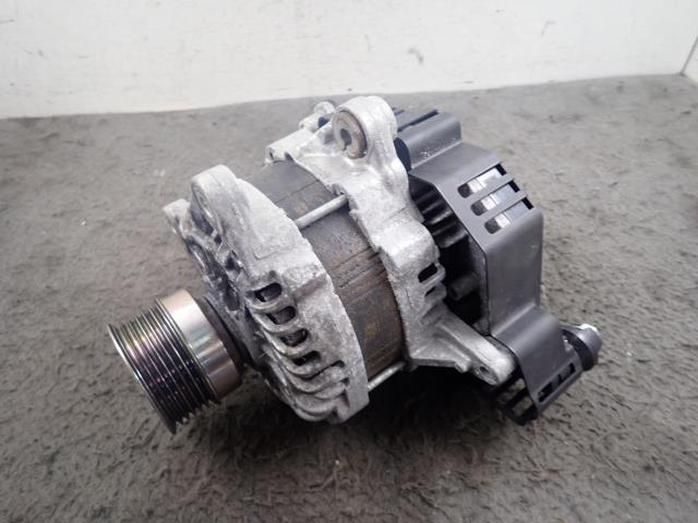 Yahoo!オークション - eKクロススペース 5AA-B34A オルタネーター M1...