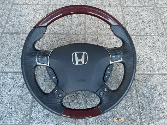 レジェンド KB1用純正ウッドコンビハンドル エアーバック(ステアリング、ハンドル本体)｜売買されたオークション情報、yahooの商品情報をアーカイブ公開 - オークファン（aucfan.com）