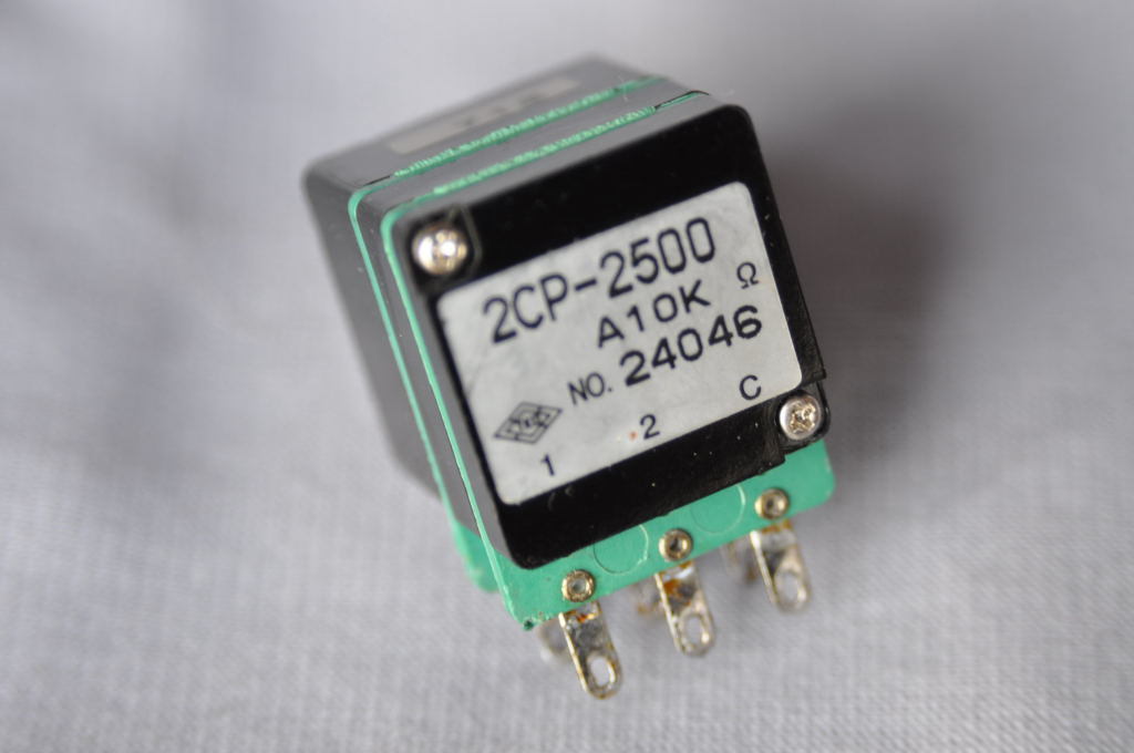 Yahoo!オークション - 東京高音製2CP-2500 A10K ボリューム