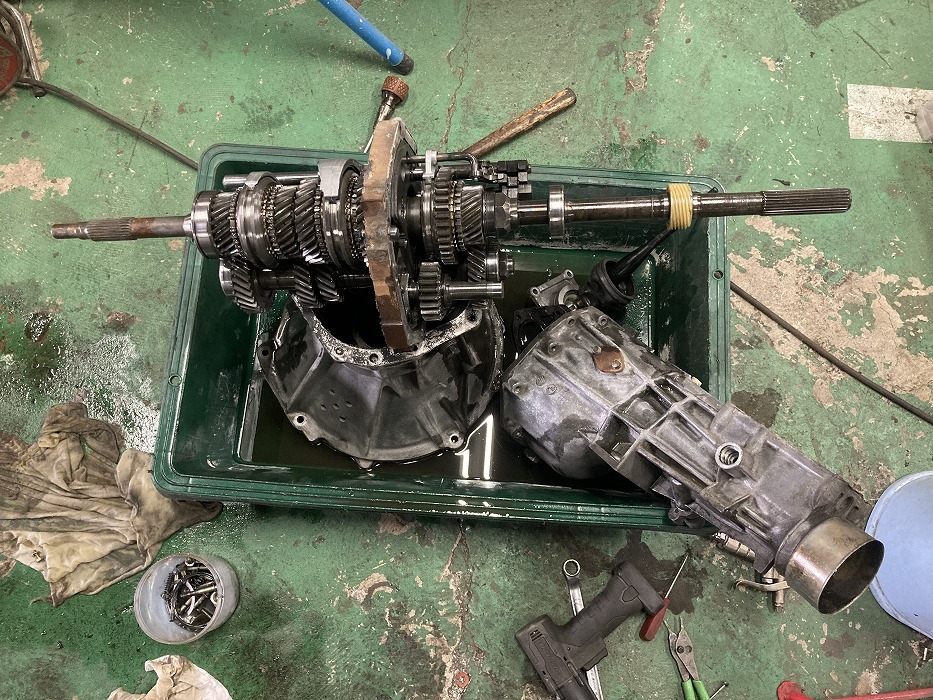 Yahoo!オークション - L型用 71C 5速ミッション 動作確認 前後シール ...