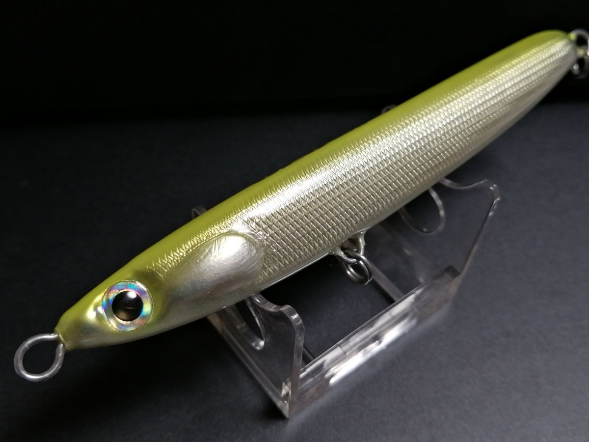 Yahoo!オークション - uzu ブゥビィ 20g ウズ ブービー ジグ ミノー