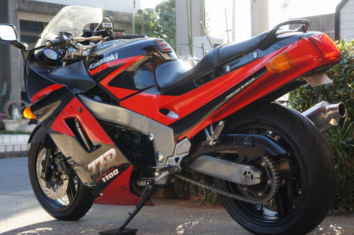 Yahoo!オークション - KAWASAKI ZZR-1100 ZXT10C-027 1992年モデル ヨ...