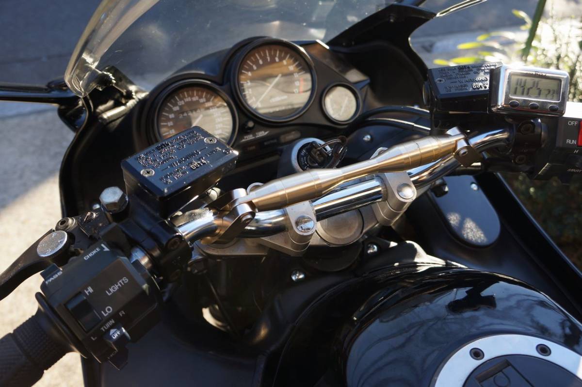 Yahoo!オークション - KAWASAKI ZZR-1100 ZXT10C-027 1992年モデル ヨ...