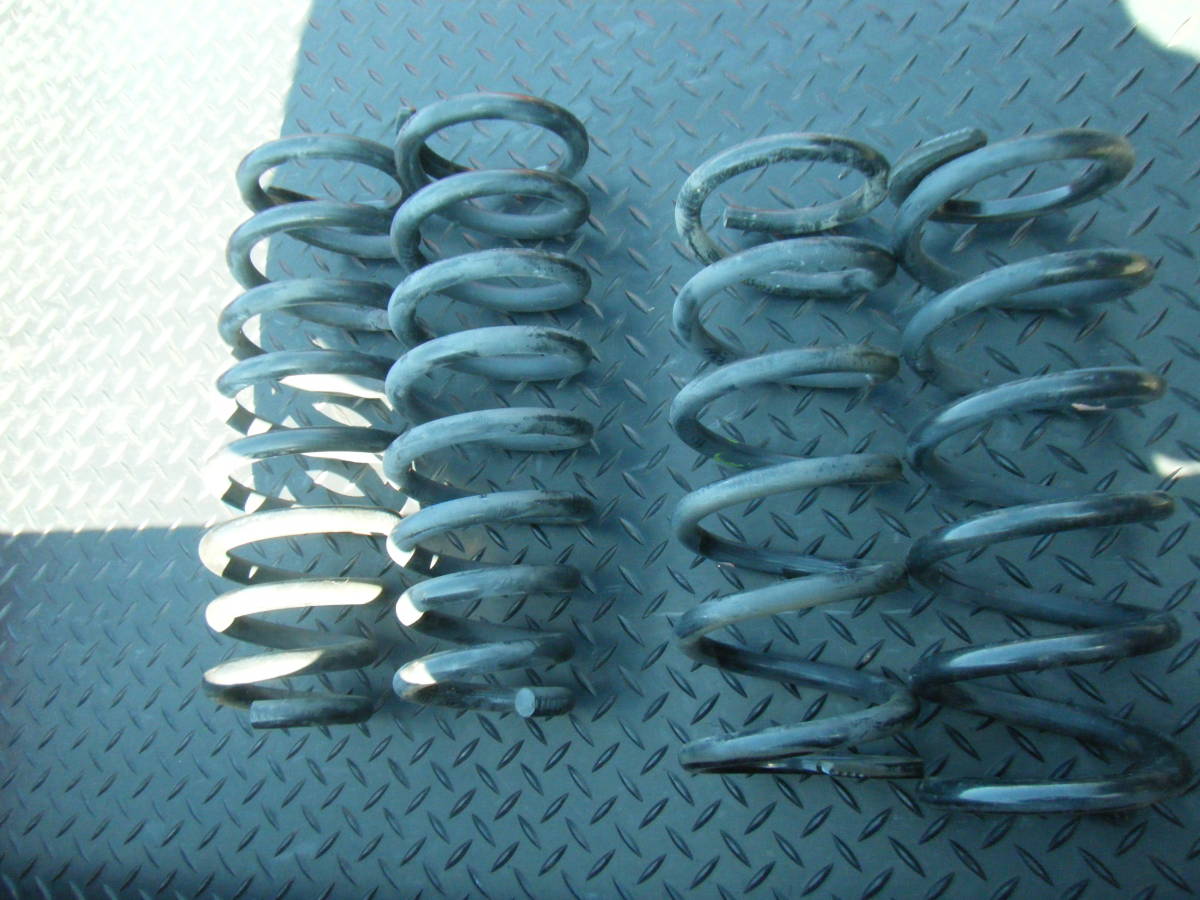 トヨタ クラウン エステート 純正 サスペンション JZS131 TL1(スプリング)｜売買されたオークション情報、yahooの商品情報をアーカイブ公開 - オークファン（aucfan.com）