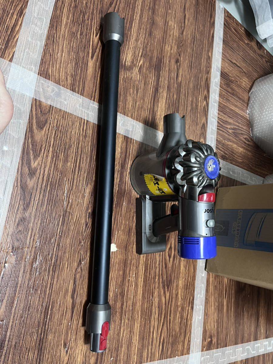 Yahoo!オークション - Dyson sv10 コードレスクリーナー ジャンク