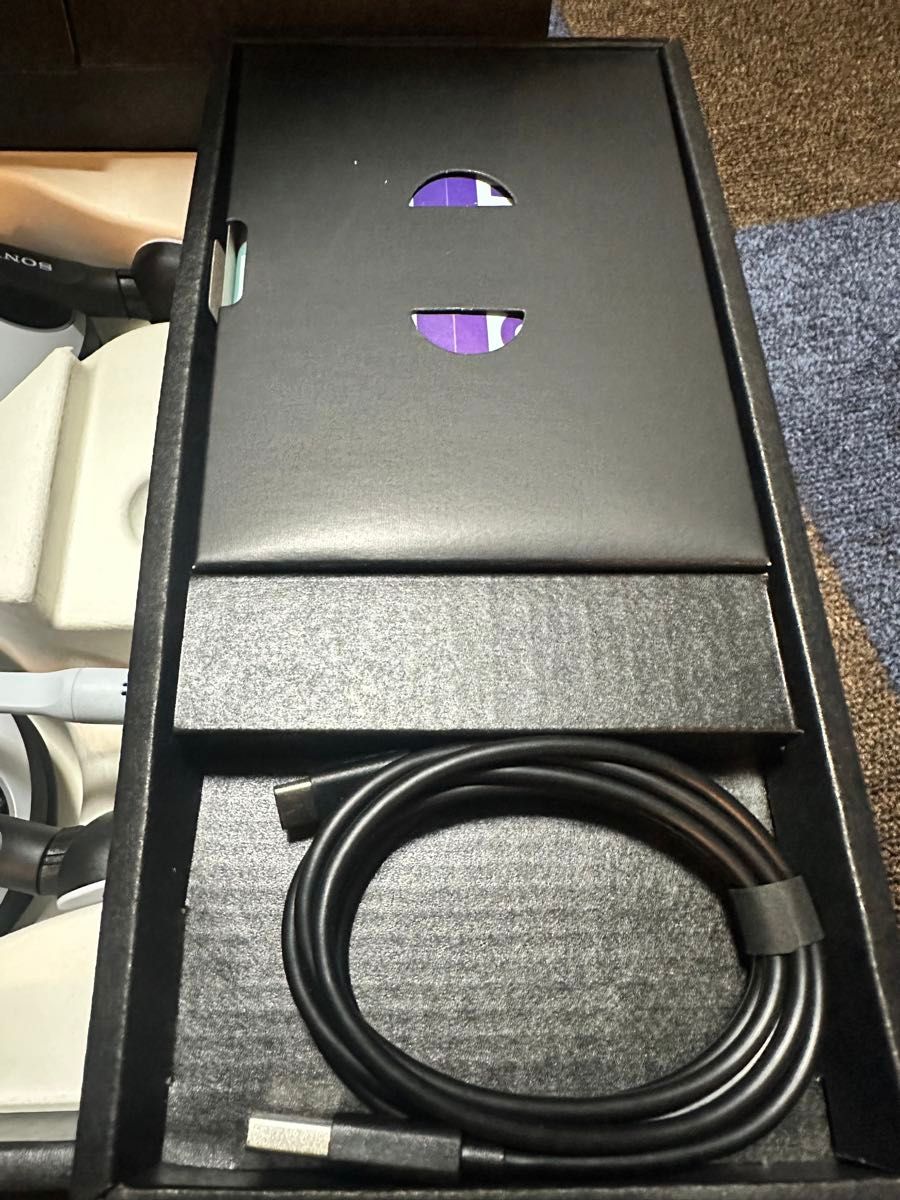 SONY INZONE H9ヘッドセット BUNKER (s)ヘッドホンスタンドRGB 2 SONY INZONE H9ヘッドセット BUNKER (s)ヘッドホンスタンドRGB 2
