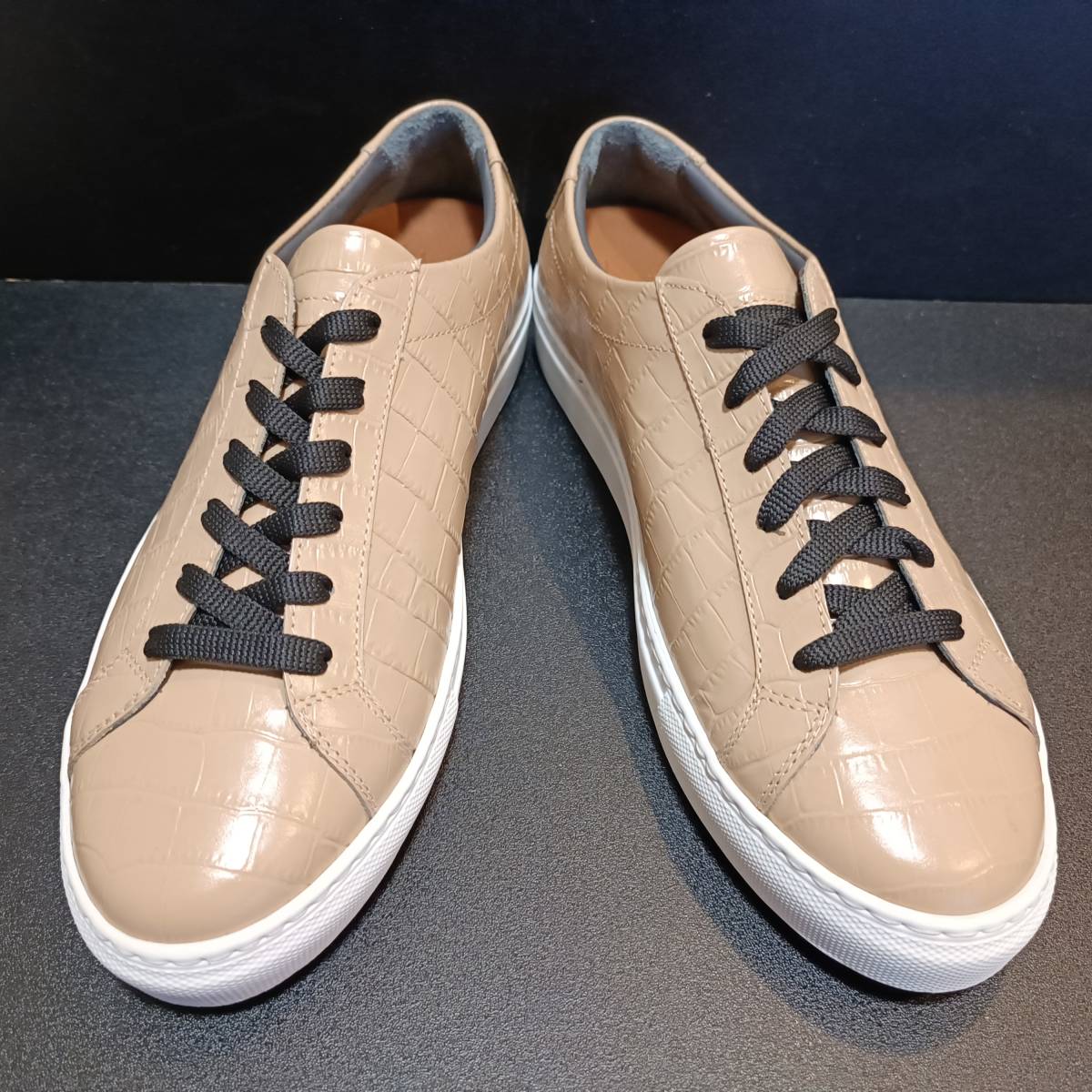 Yahoo!オークション - ボエモス（BOEMOS） イタリア製スニーカー CODA ...