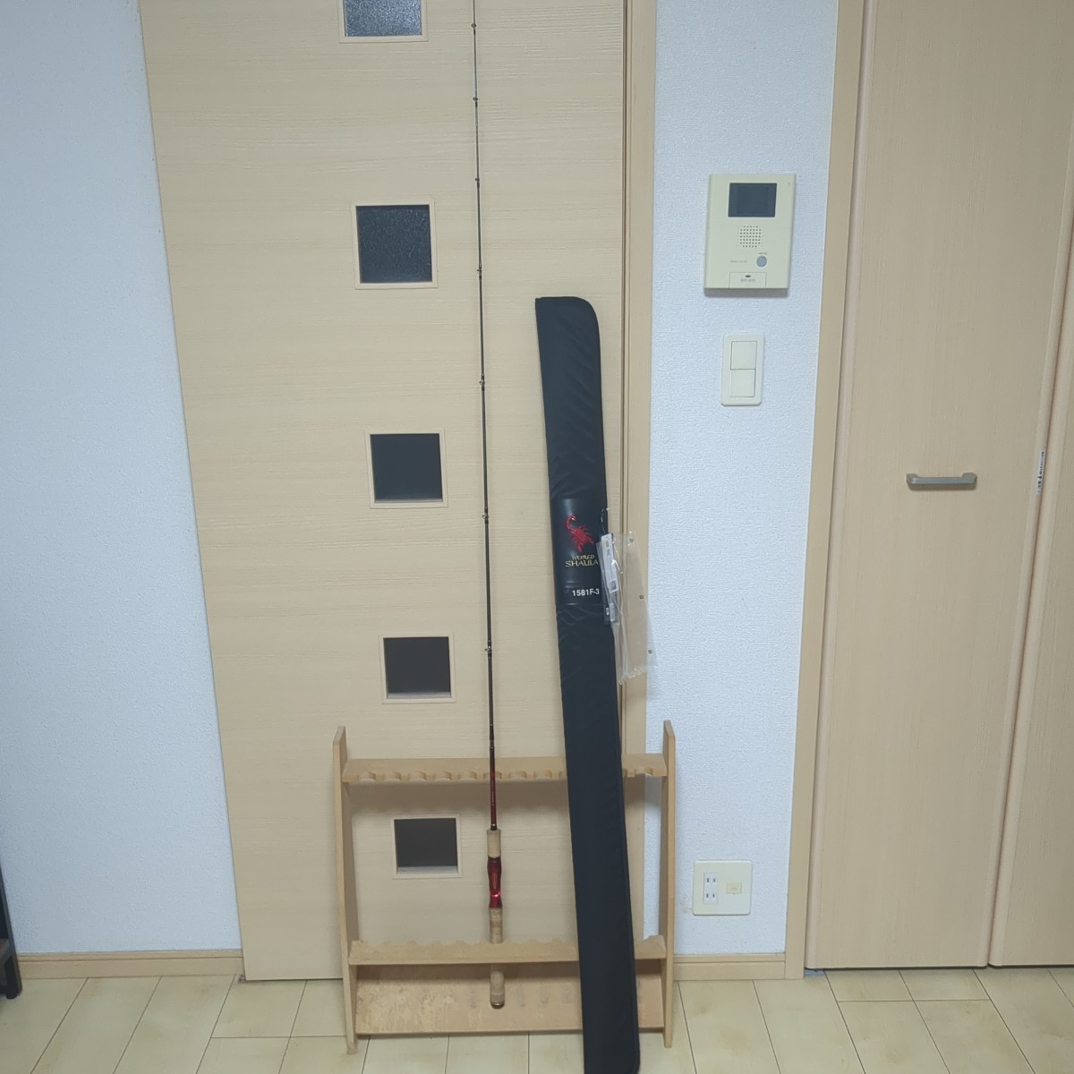 Yahoo!オークション - シマノ ワールドシャウラ 1581F-3 未記入保証書...