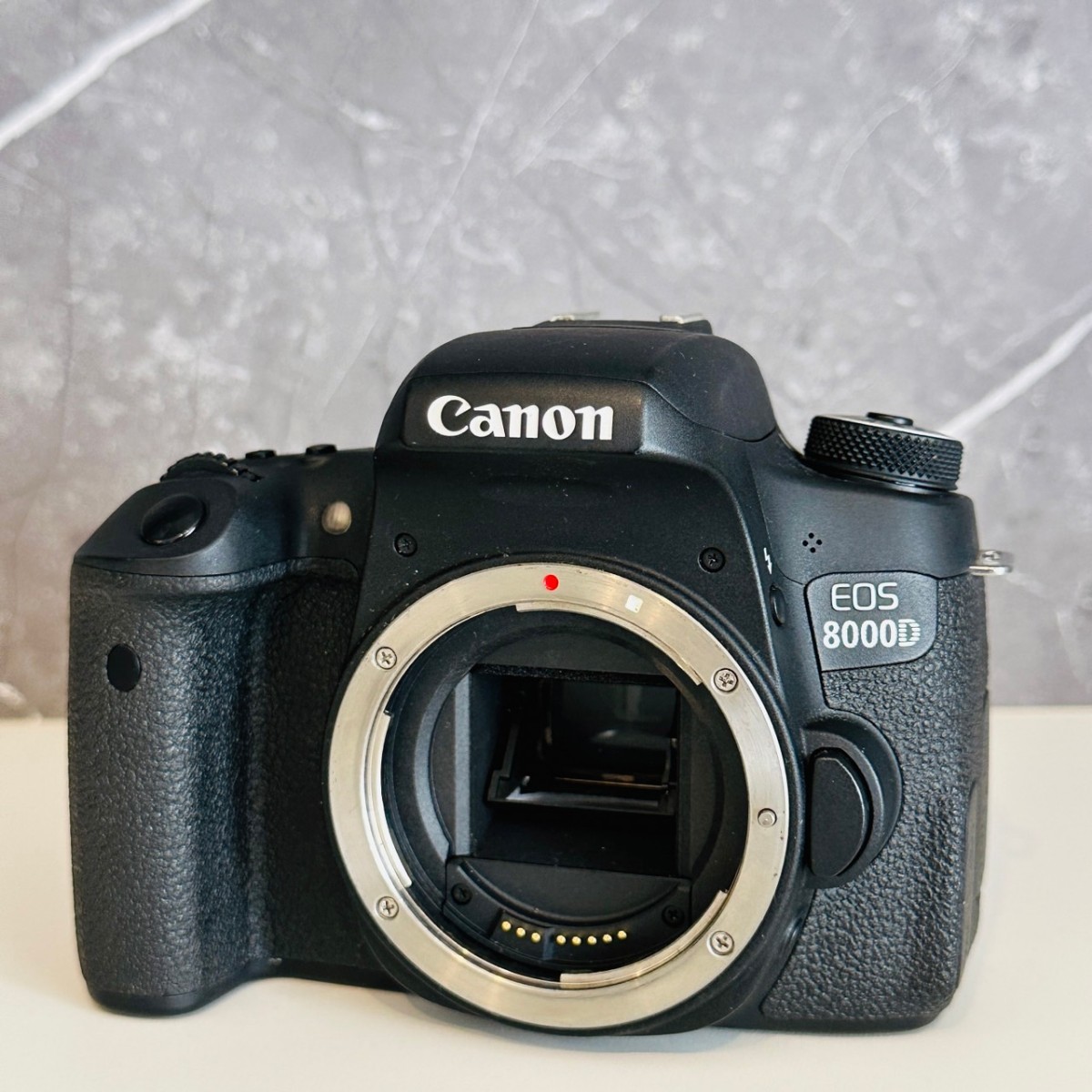 Yahoo!オークション - キャノン Canon EOS 8000D ボディ