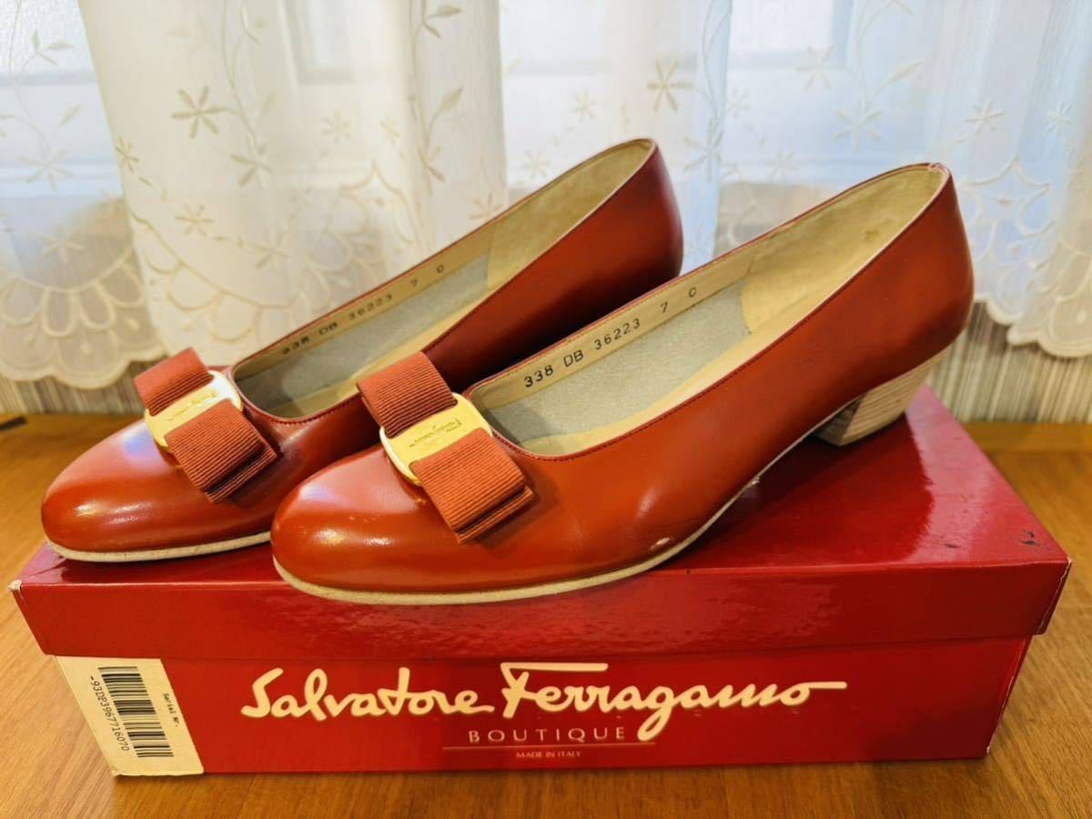 salvatore Ferragamo サルヴァトーレ フェラガモ ヴァラ パンプス レッド リボン サイズ7C 約24.5cm(5以下 ...
