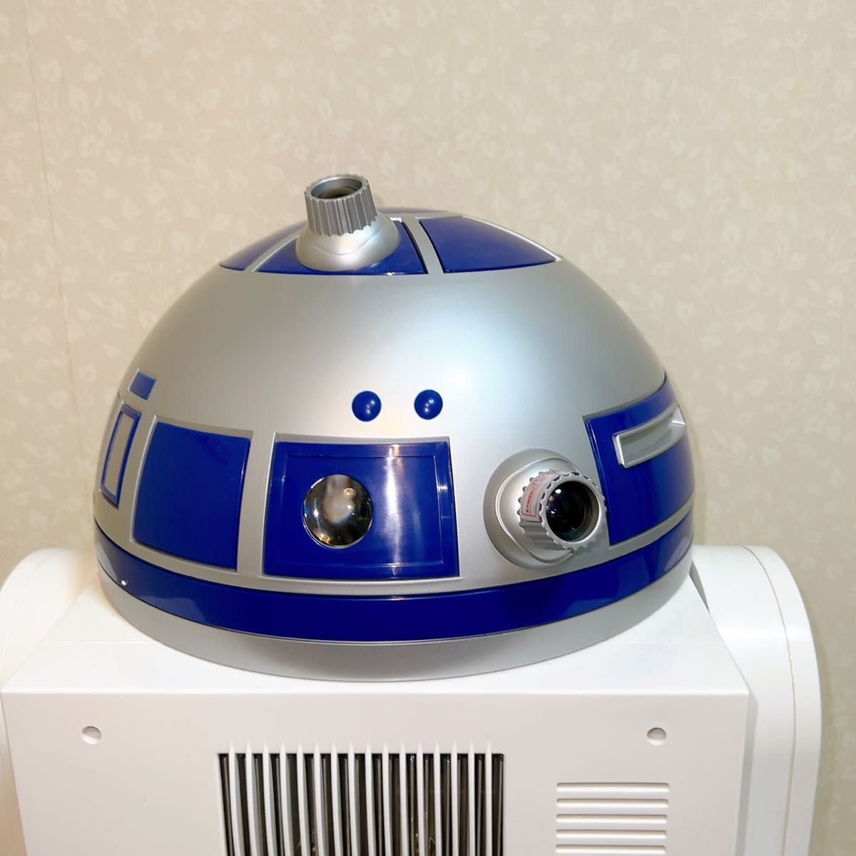 新品未使用 スターウォーズ R2-D2 ドリンククーラー 抽選限定 新品未使用 スターウォーズ R2-D2 ドリンククーラー 抽選限定