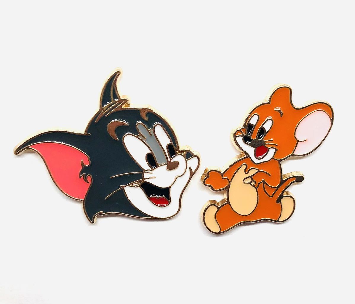 Yahoo!オークション - トムとジェリーピンバッジ