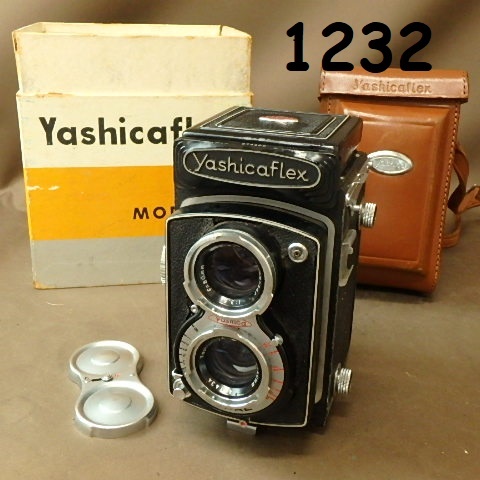 Yahoo!オークション - FK-1232 YASHICA FLEX MODEL C シャッターOK 革...