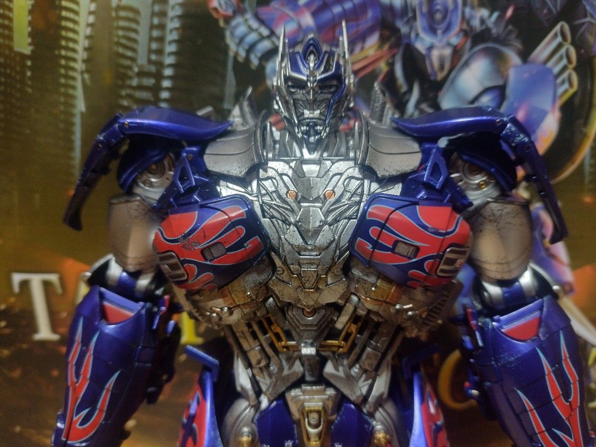 TW-F01 KNIGHT ORION DELUXE EDITION オプティマスプライム風 非 TW-F01 KNIGHT ORION DELUXE EDITION オプティマスプライム風 非