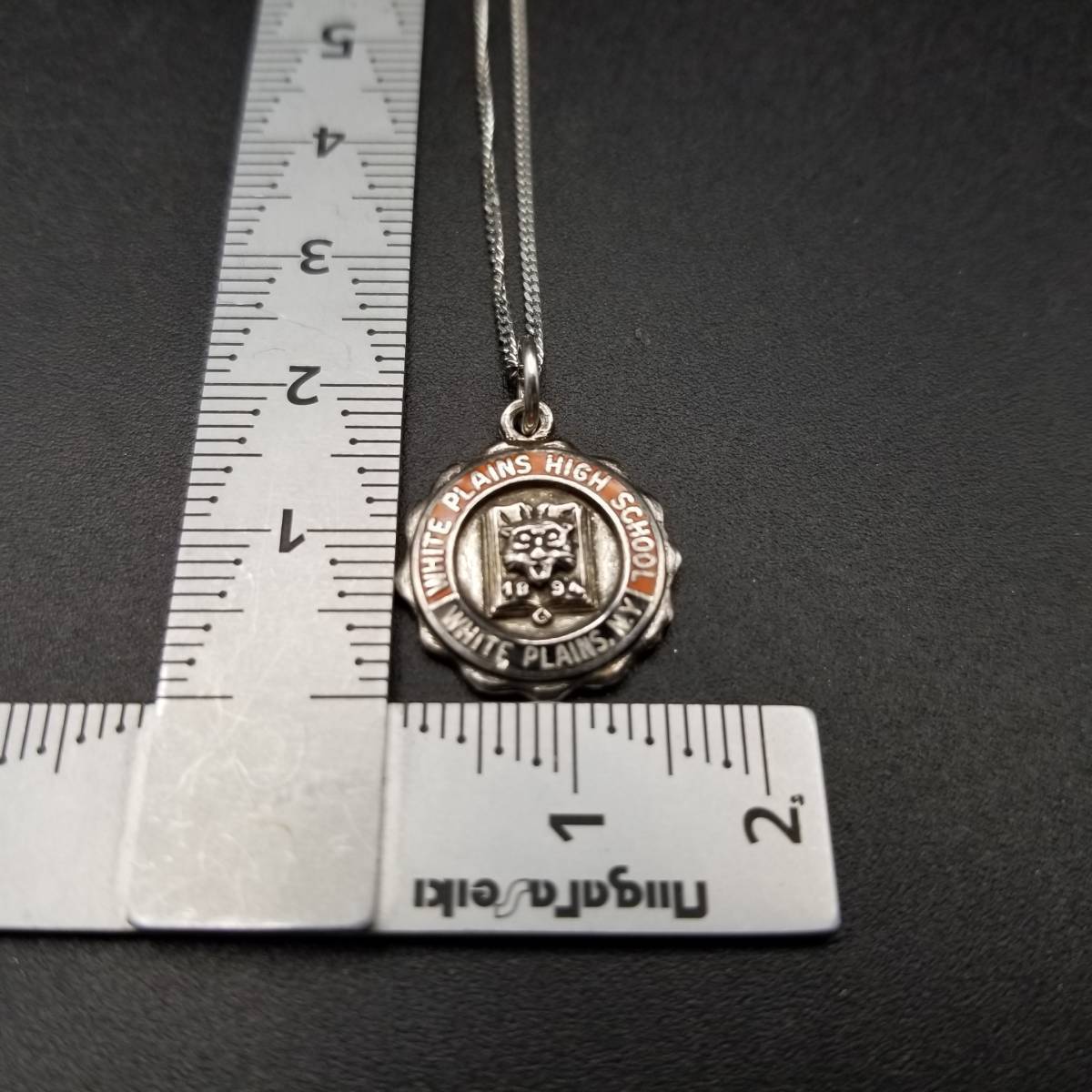 Yahoo!オークション - White Plains High School NY エンブレム 紋章 9...