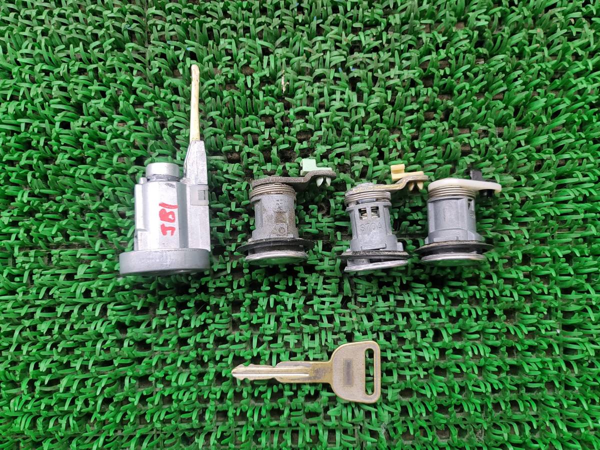 値段 ホンダ ライフ JB1 純正 イグニッション鍵 キーシリンダー 鍵 鍵穴 メインキー キーレス.(ホンダ用)｜売買されたオークション情報、yahooの商品情報をアーカイブ公開 ...