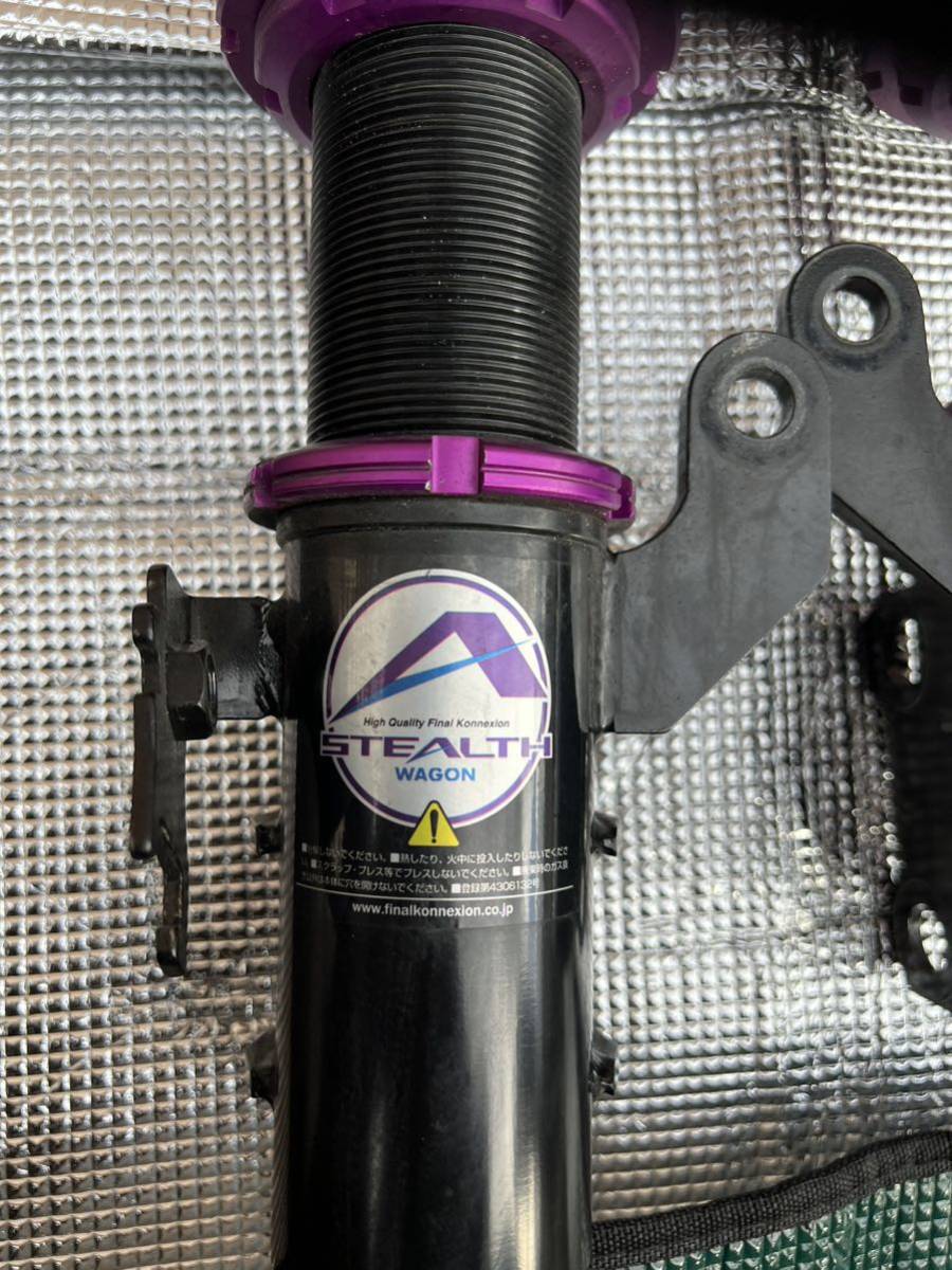 日本代購代標第一品牌【樂淘letao】－30プリウス フルタップ車高調 ファイナルコネクション ステルス ハードタイプ 調整ピロアッパー 減衰付 使用期間短いです。美品