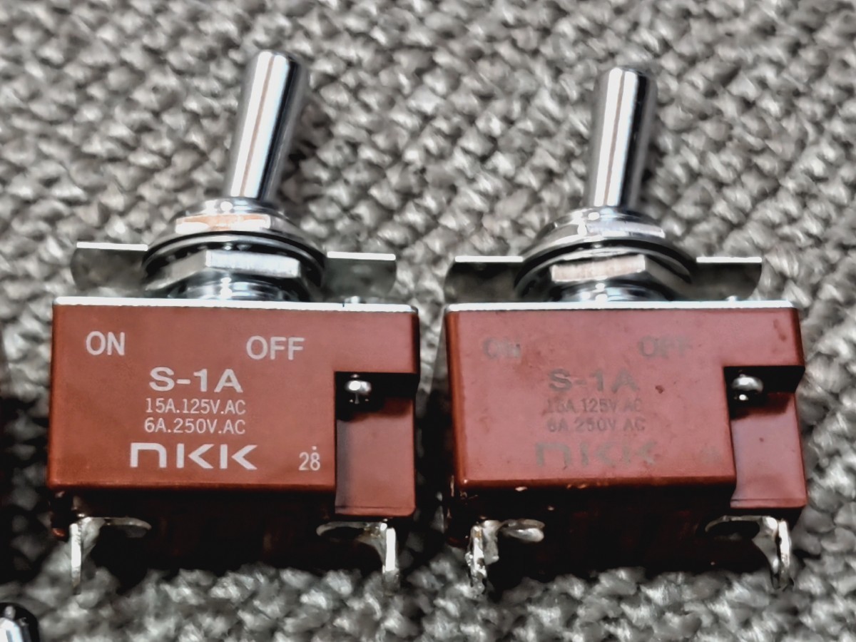 Yahoo!オークション - トグルスイッチ 日本開閉器工業 NKK S-1A 4個 ...