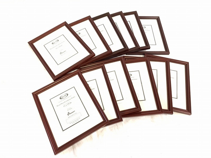 米軍放出品 品 フォトフレーム 12個 SKILCRAFT ウッドフレーム 額 パネル W27.9×H35.6cm 140 MA11WK-W#24(壁掛け式)｜売買されたオークション情報 ...