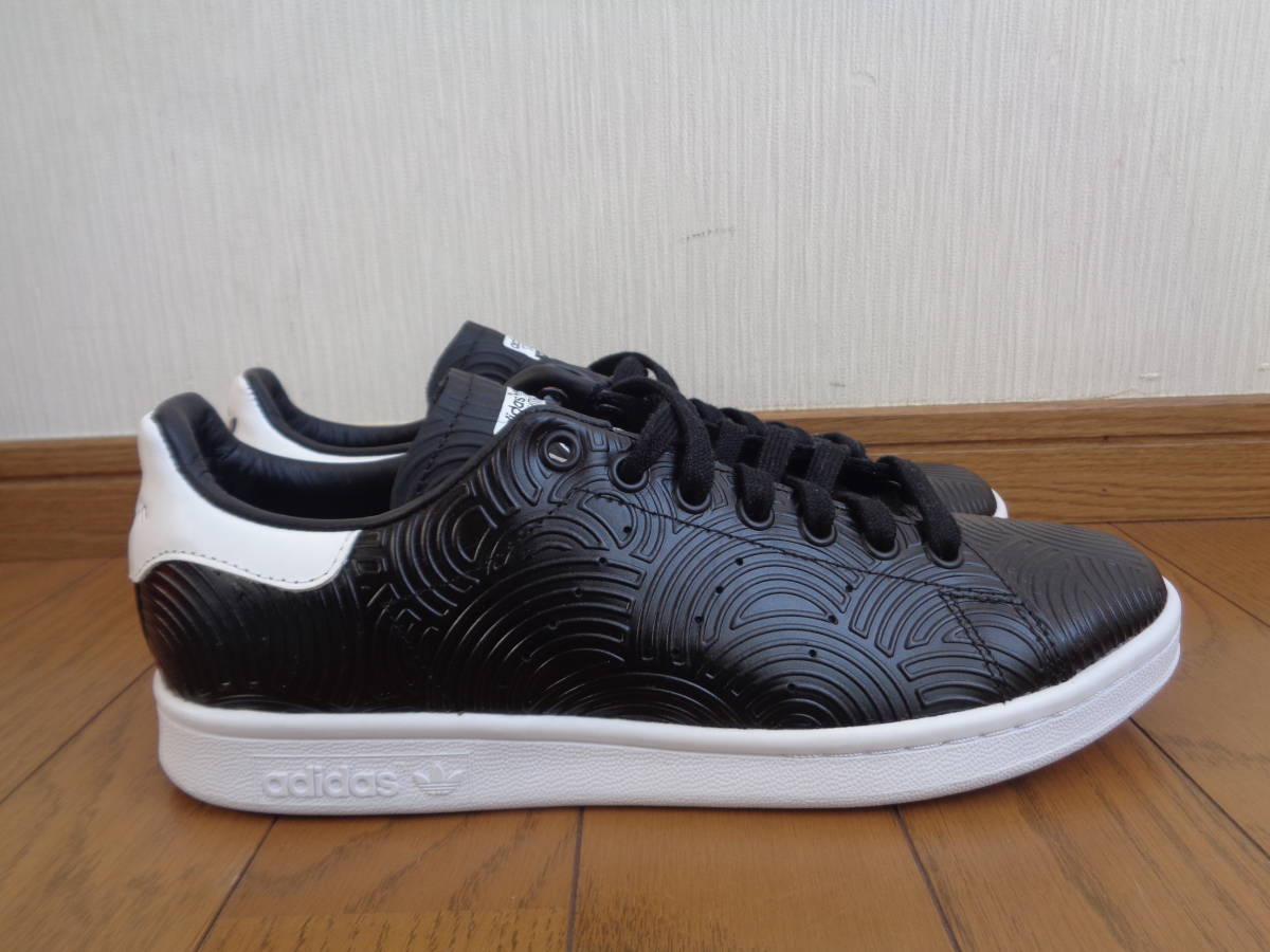 楽天市場】アディダス ZX(カラーブラック)(メンズ靴|靴)の 楽天市場】アディダス ZX(カラーブラック)(メンズ靴|靴)の
