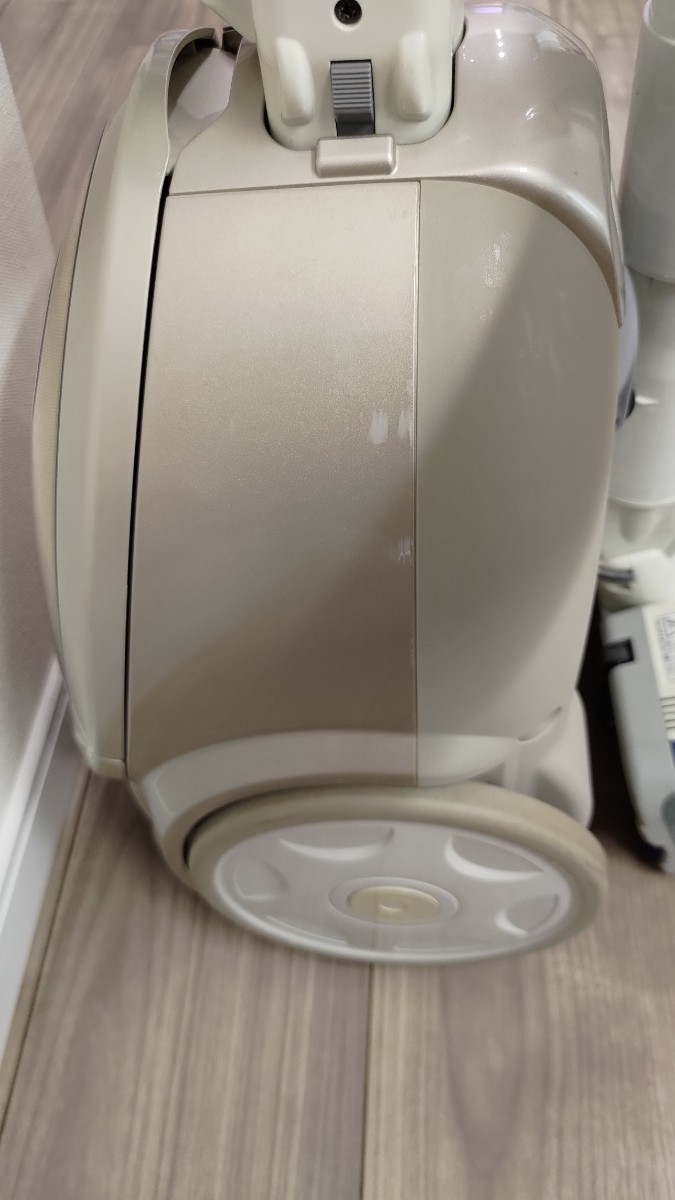 Yahoo!オークション - 動作良好 希少品 SANYO SC-XW55M サイクロン紙パ...