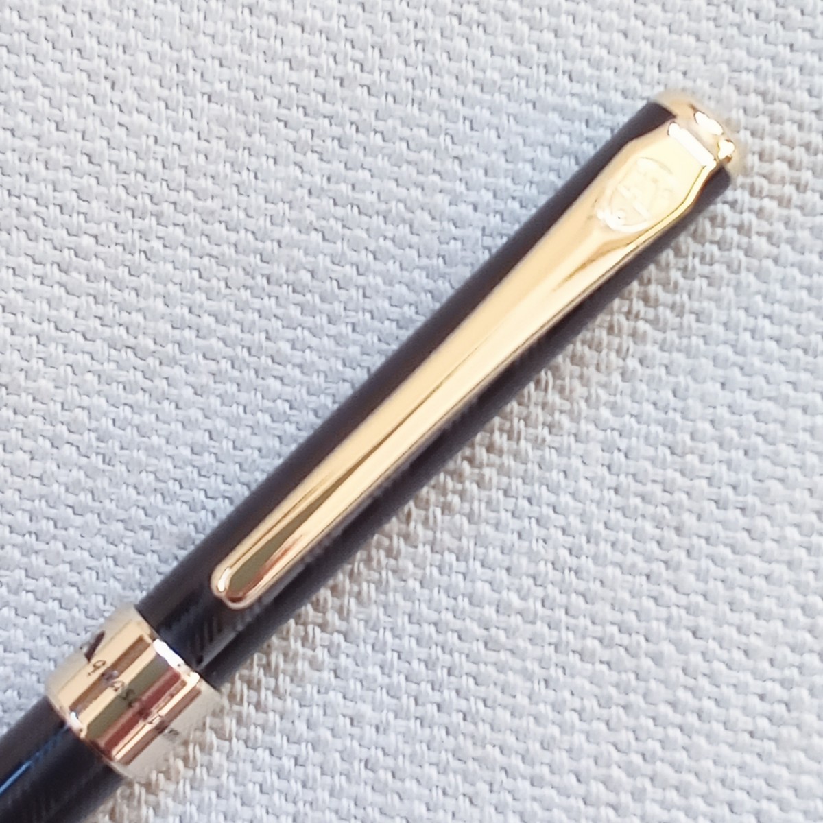 Yahoo オークション 神レア品 Aquascutum/アクアスキュータム シャ