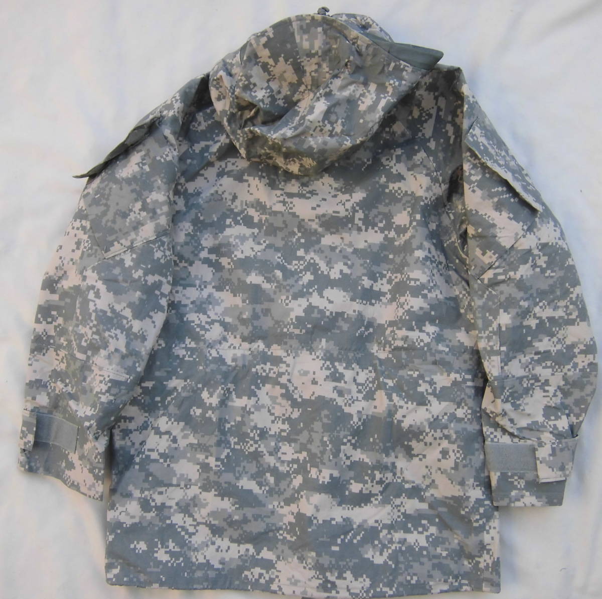 Yahoo!オークション - 新品米軍UCP/ACU/ECWCSパーカーXSS