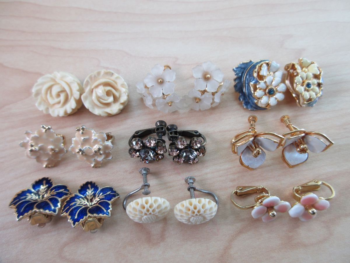 Yahoo!オークション - D59 ヴィンテージ ビンテージ イヤリング 花 は...