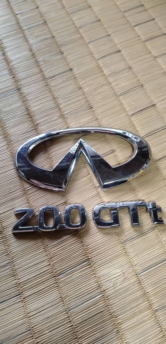 Yahoo!オークション - v37スカイライン リアエンブレム