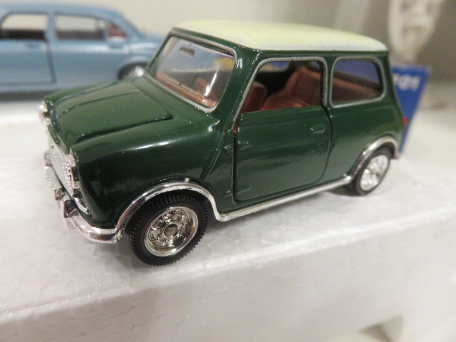 Yahoo!オークション - トミカ ダンディ ミニクーパーS・ジャーガーXJ6 ...