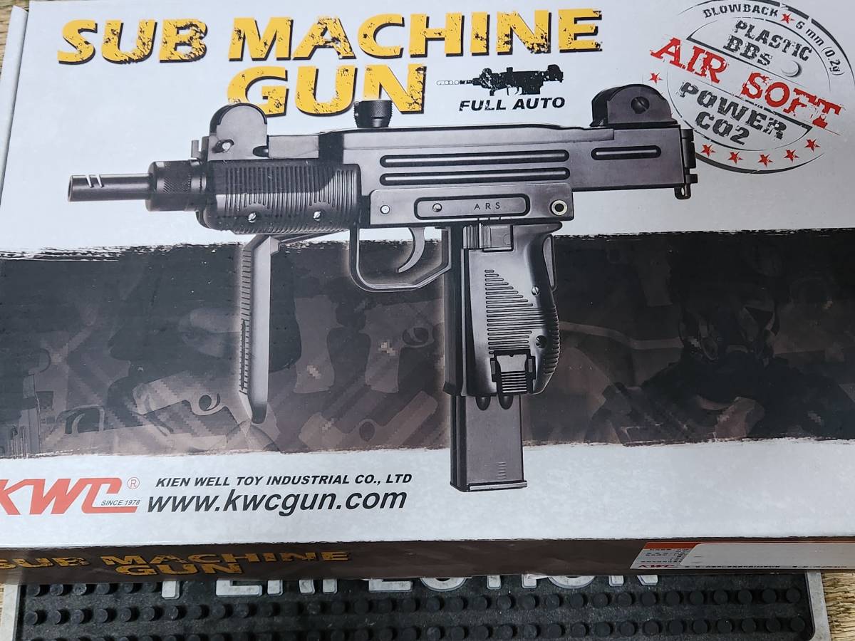 Yahoo!オークション - KWC ミニウージーSMG CO2GBB