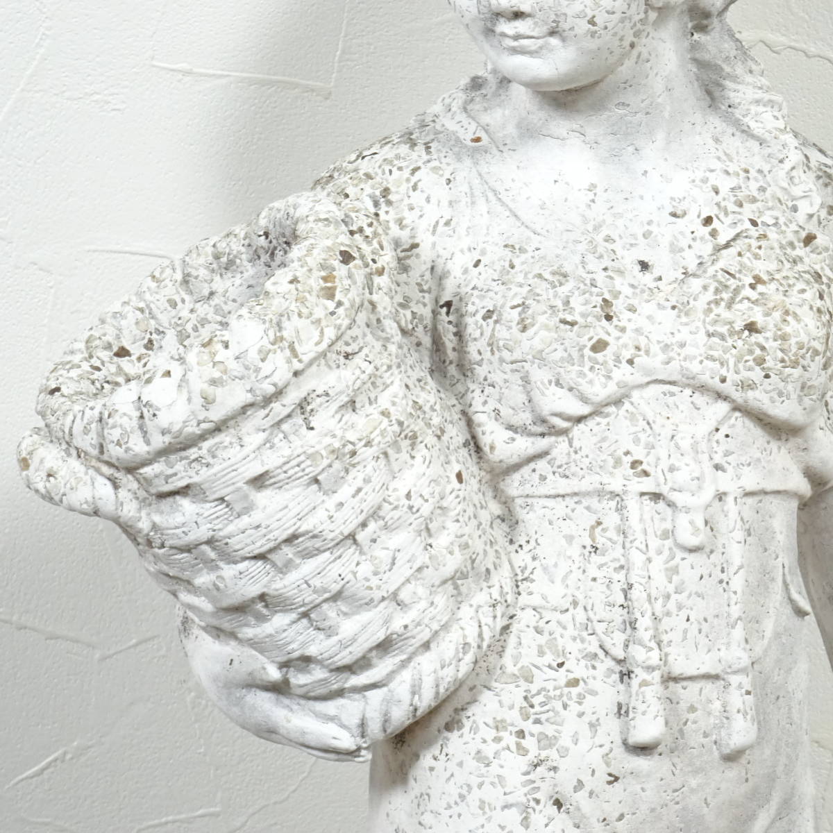 花かごを持つ乙女H70cm イタリア製洋風庭園 子供ガーデン石像 /ガーデンオーナメント/オブジェ/少女/庭(その他)｜売買されたオークション情報、yahooの商品情報をアーカイブ公開 ...