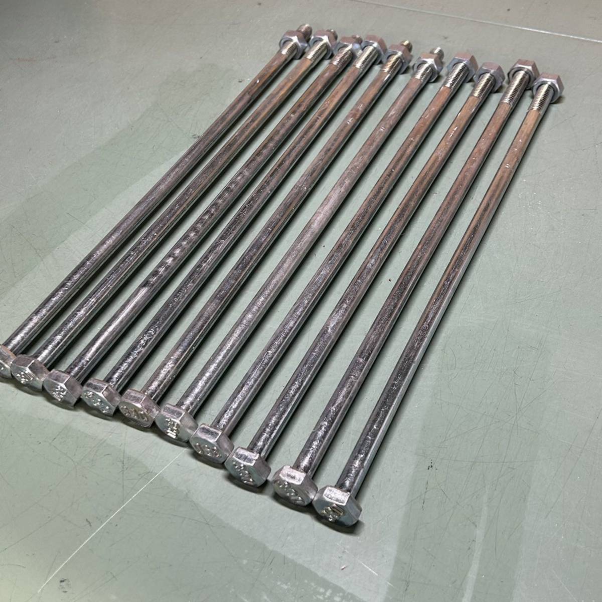 Yahoo!オークション - 未使用 めっき六角ボルト ナット付き 1/2×390m...