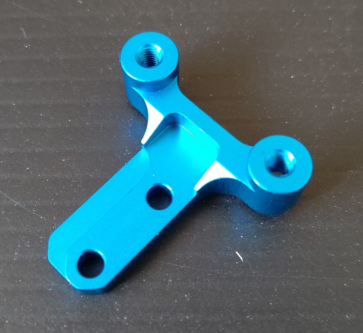 タミヤ TA-07 RR サーボマウント ステフナーマウント フロントミドルステフナー TA07(パーツ)｜売買されたオークション情報、yahooの商品情報をアーカイブ公開 - オークファン ...