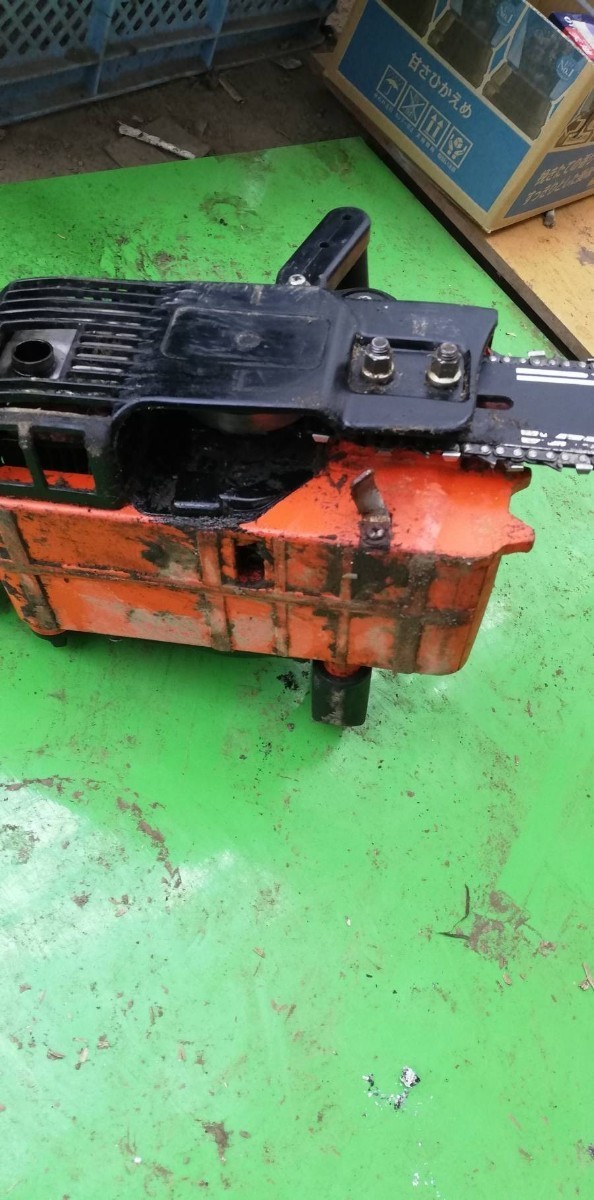 Yahoo!オークション - チェーンソー 日立350mmCS35EB.28.9CC オレ チェ...