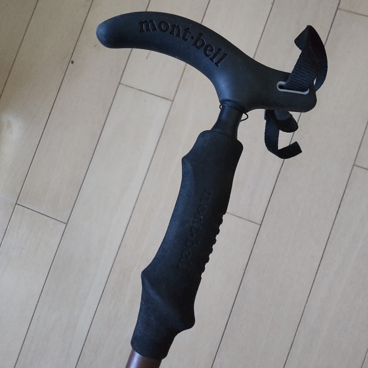 モンベル トレッキングポール MontBell ステッキ 7001 登山 ハイキング duralumin(トレッキングステッキ)｜売買されたオークション情報、yahooの商品情報をアーカイブ ...