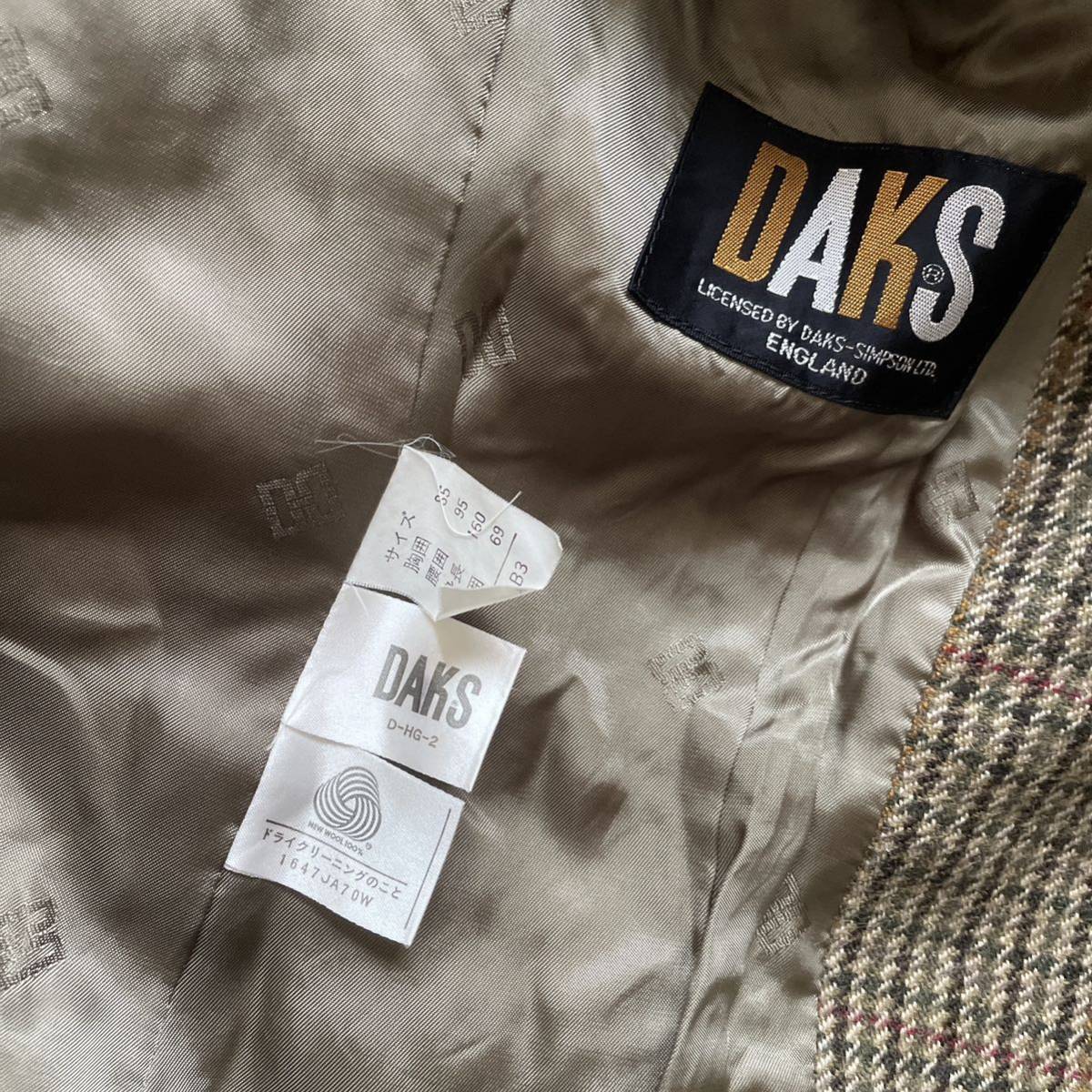 Yahoo!オークション - DAKS ダックス セットアップ スカートスーツ チ...