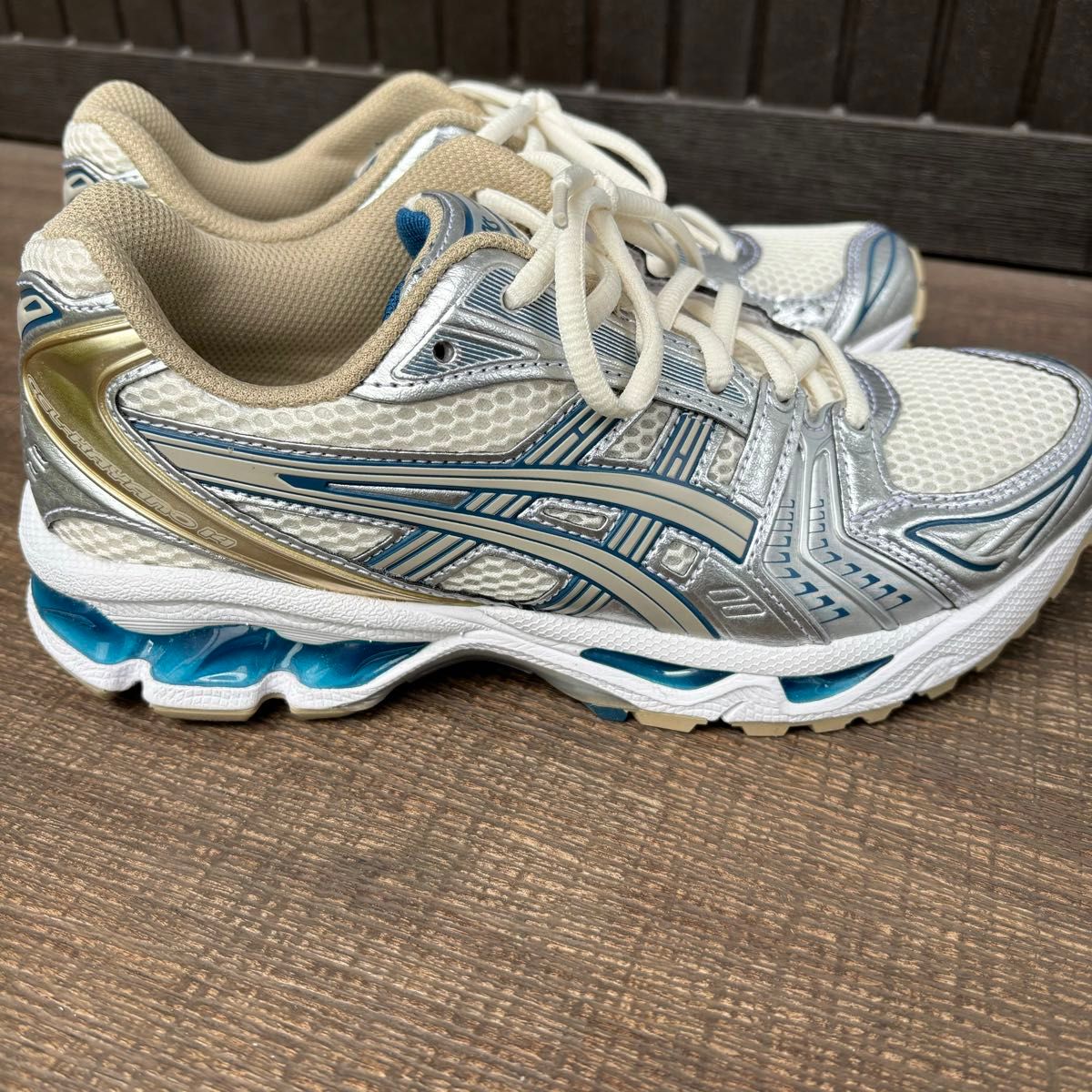 asics アシックス GEL KAYANO 14 クリーム シルバー 24cm|Yahoo asics アシックス GEL KAYANO 14 クリーム シルバー 24cm|Yahoo