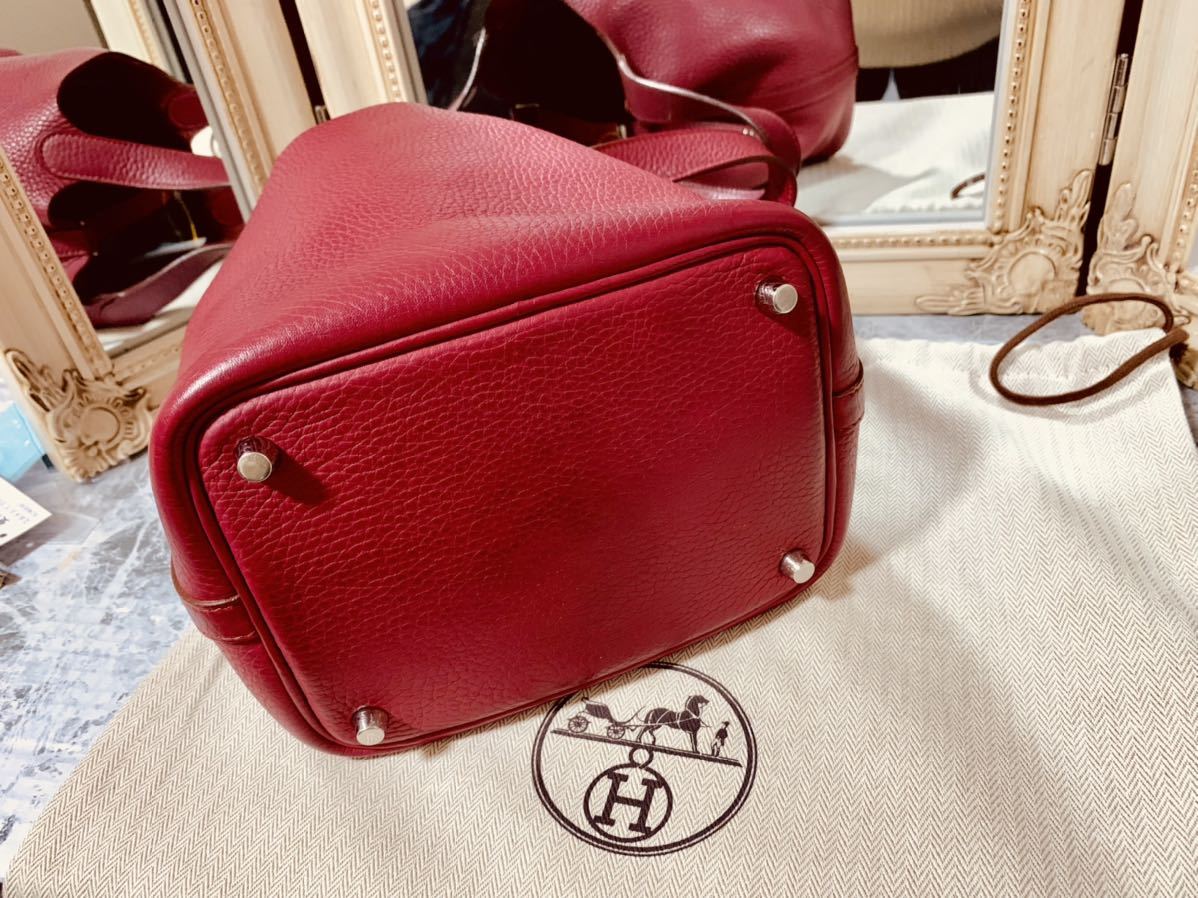 美品 正規品 エルメス ピコタンロック 刻印 ルビー赤 ツイリー 美品 正規品 エルメス ピコタンロック 刻印 ルビー赤 ツイリー