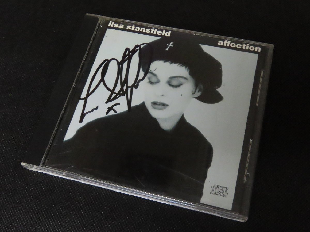 Yahoo!オークション - P202/直筆サイン入りCD/【 リサ・スタンスフィ...