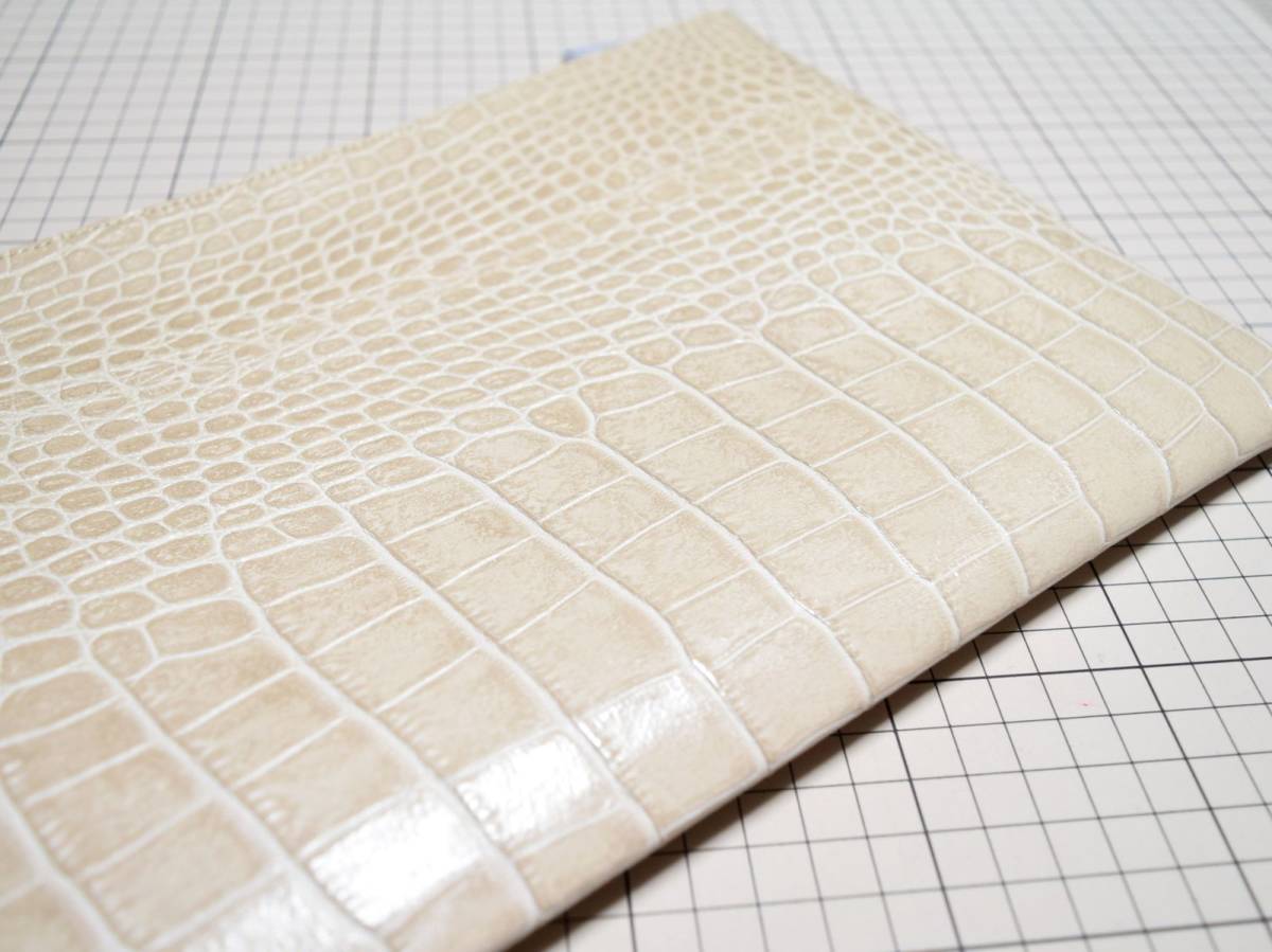 Yahoo!オークション - レザー 本革 ポーチ 牛革 310x210mm 147g b3 ク...