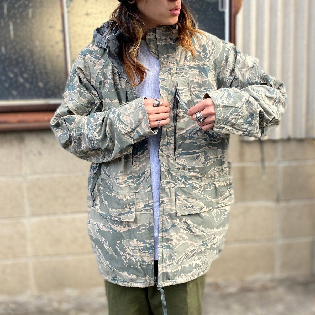 M-R 米軍実物 空軍 USAF APECS ABU ゴアテックスパーカー ① M-R 米軍実物 空軍 USAF APECS ABU ゴアテックスパーカー ①