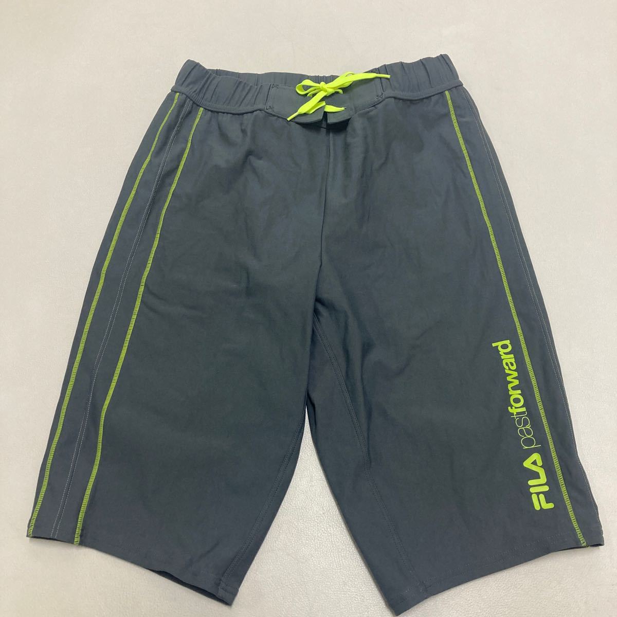 Yahoo!オークション - 245 FILA フィラ 水着 メンズ ハーフパンツ サイ...