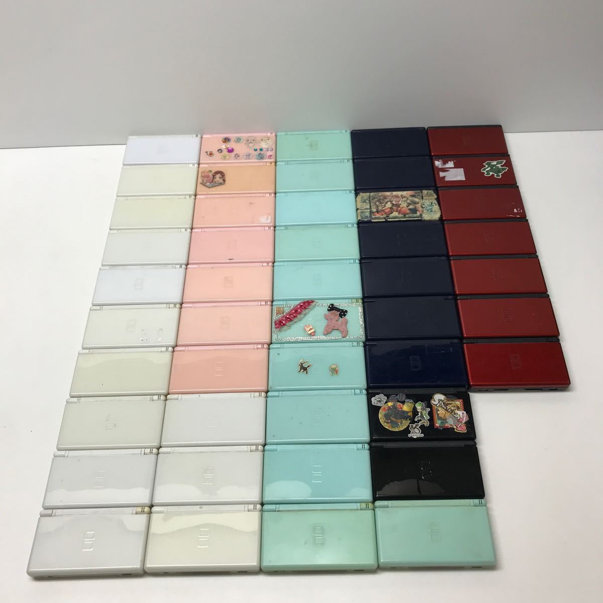 Yahoo!オークション - A051 任天堂 DS Lite本体のみ47個まとめてセット