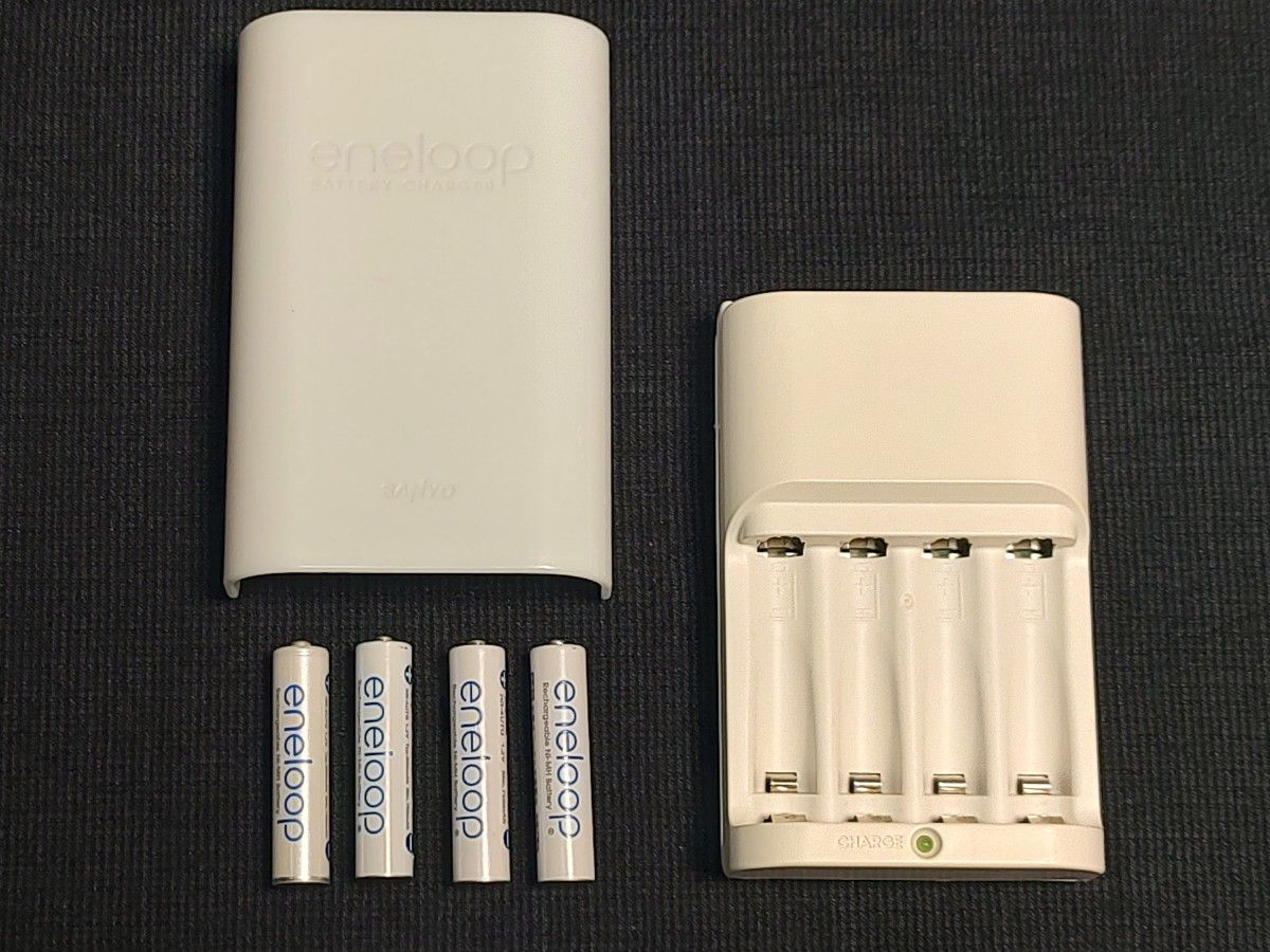 SANYO 充電器 NC-TG1 SANYO 単3形 充電式ニッケル水素電池 HR SANYO 充電器 NC-TG1 SANYO 単3形 充電式ニッケル水素電池 HR