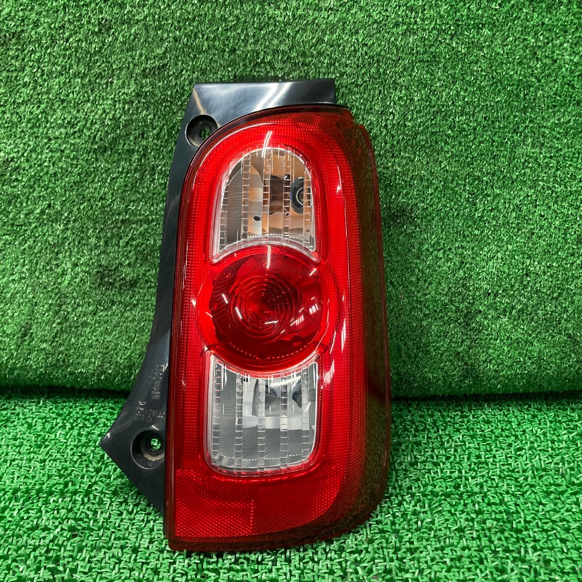 Yahoo!オークション - ミラ・ココア X L675S 右 テールランプ テール...